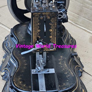 Junker & Ruh Lockstitch Antique Hand Crank Sewing Machine With Paw Feet ...