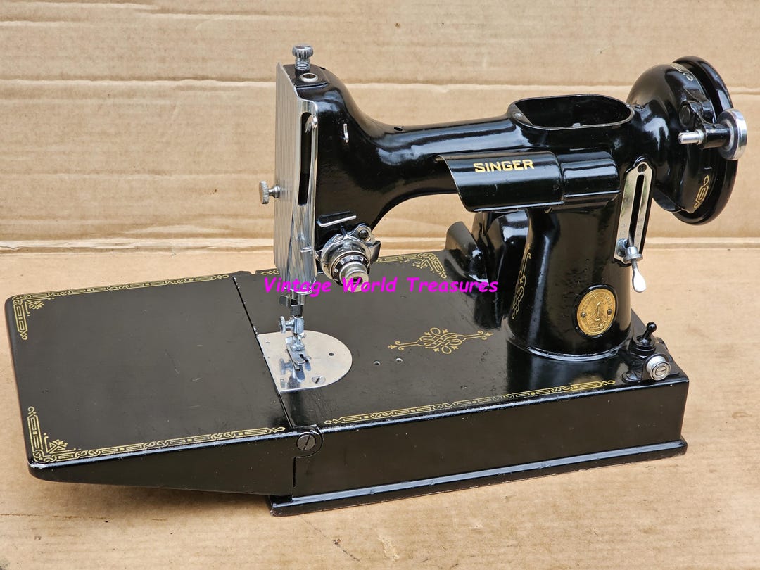 1948 Singer 221K Featherweight Sewing Machine - Etsy