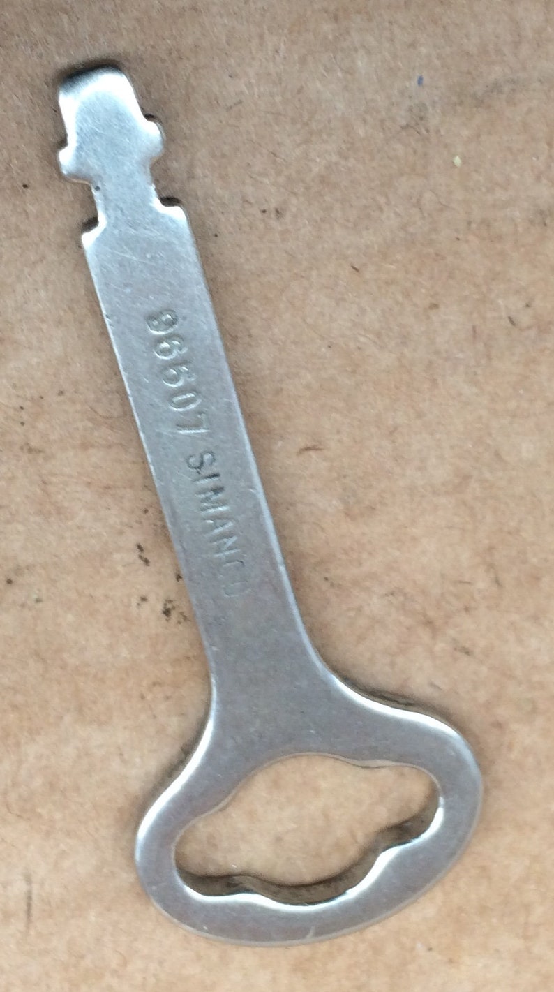 Vintage Singer Simanco 96507 Key for Sewing Machine Wooden Bentwood ...
