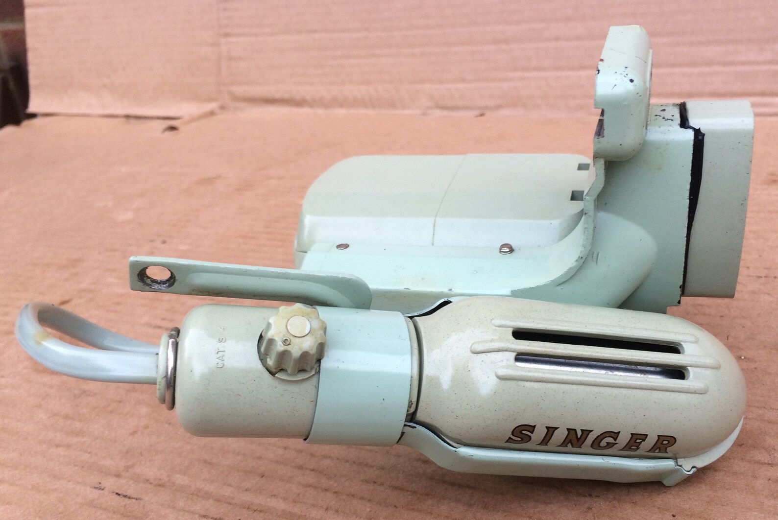 Green Singer 320K/319K Sewing Machine Motor With Light Assembly - Etsy