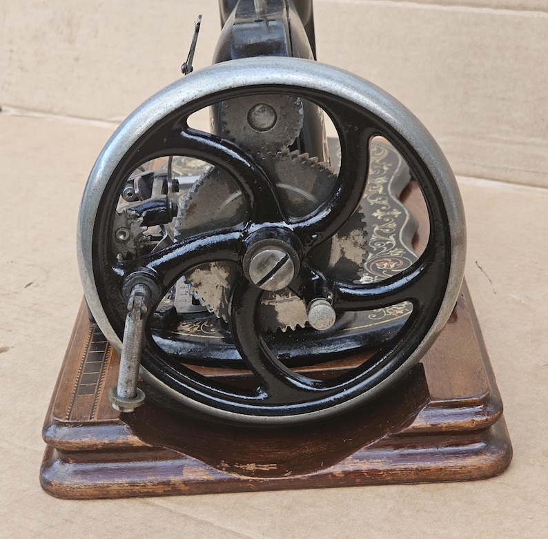 Antique Fiddle Base Hand Crank Sewing Machine - Etsy