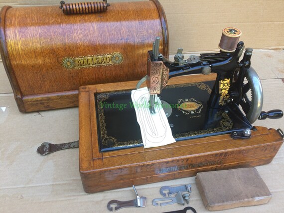 The All Lead Chain Stitch Vintage Sewing Machine With Case and - Etsy