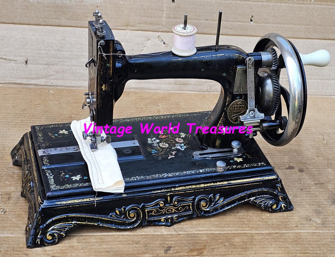 Brunonia Antique Sewing Machine Distributed by J Sellberberg From ...