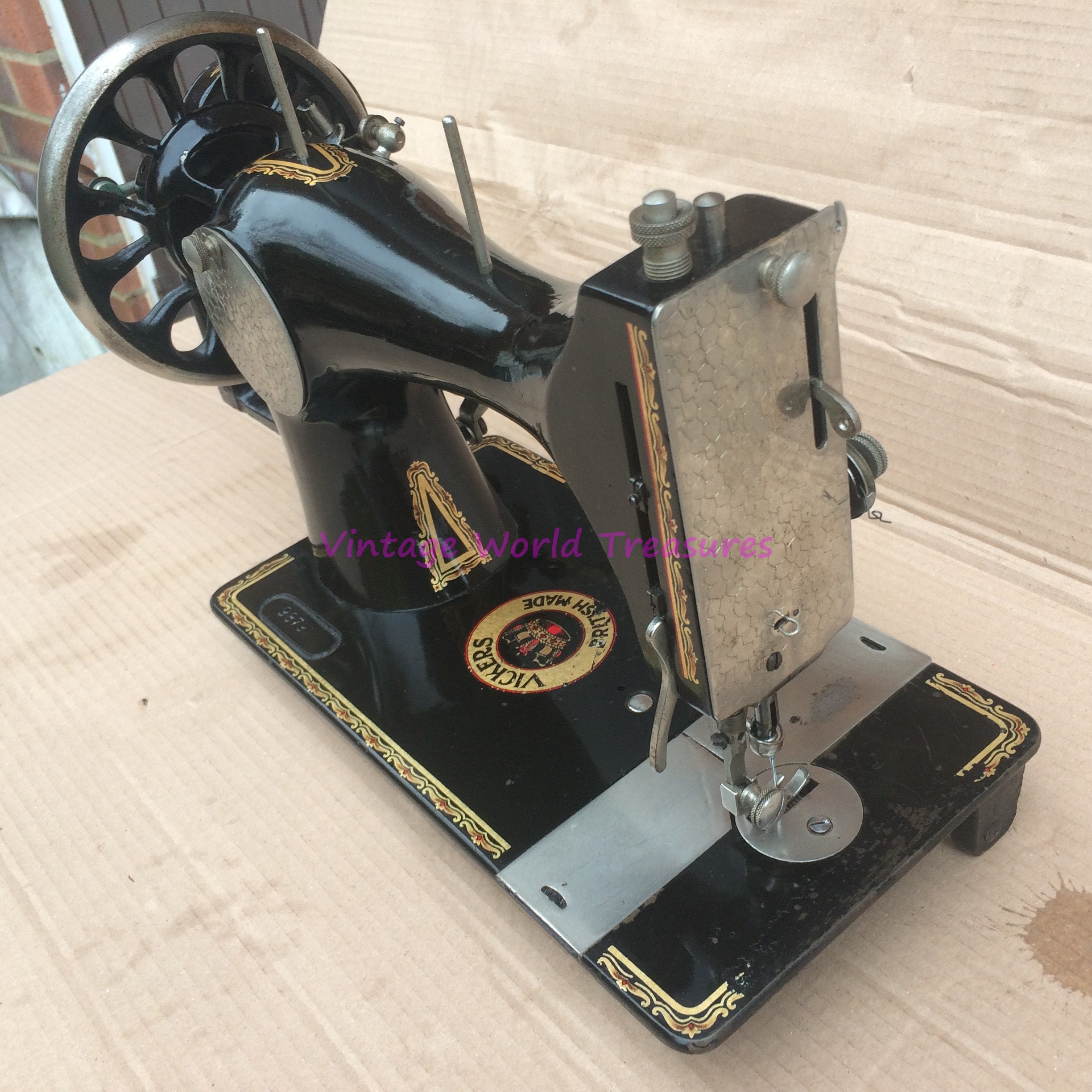 Vickers Hand-crank Vintage Sewing Machine - Etsy