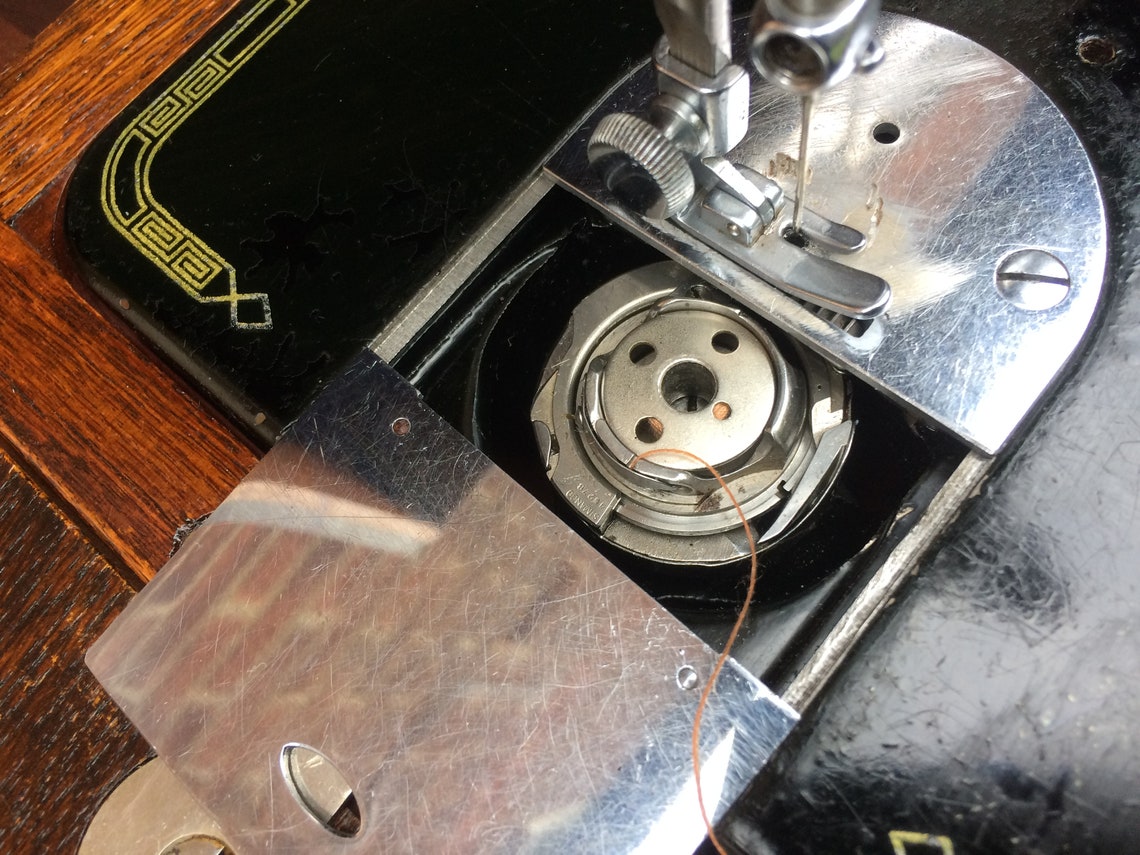 Vintage Singer 201K Sewing Machine With Singer Mat - Etsy