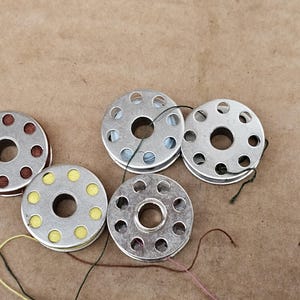 Vintage Singer 221 / 222K Featherweight Sewing Machine X 5 Bobbins, - Etsy