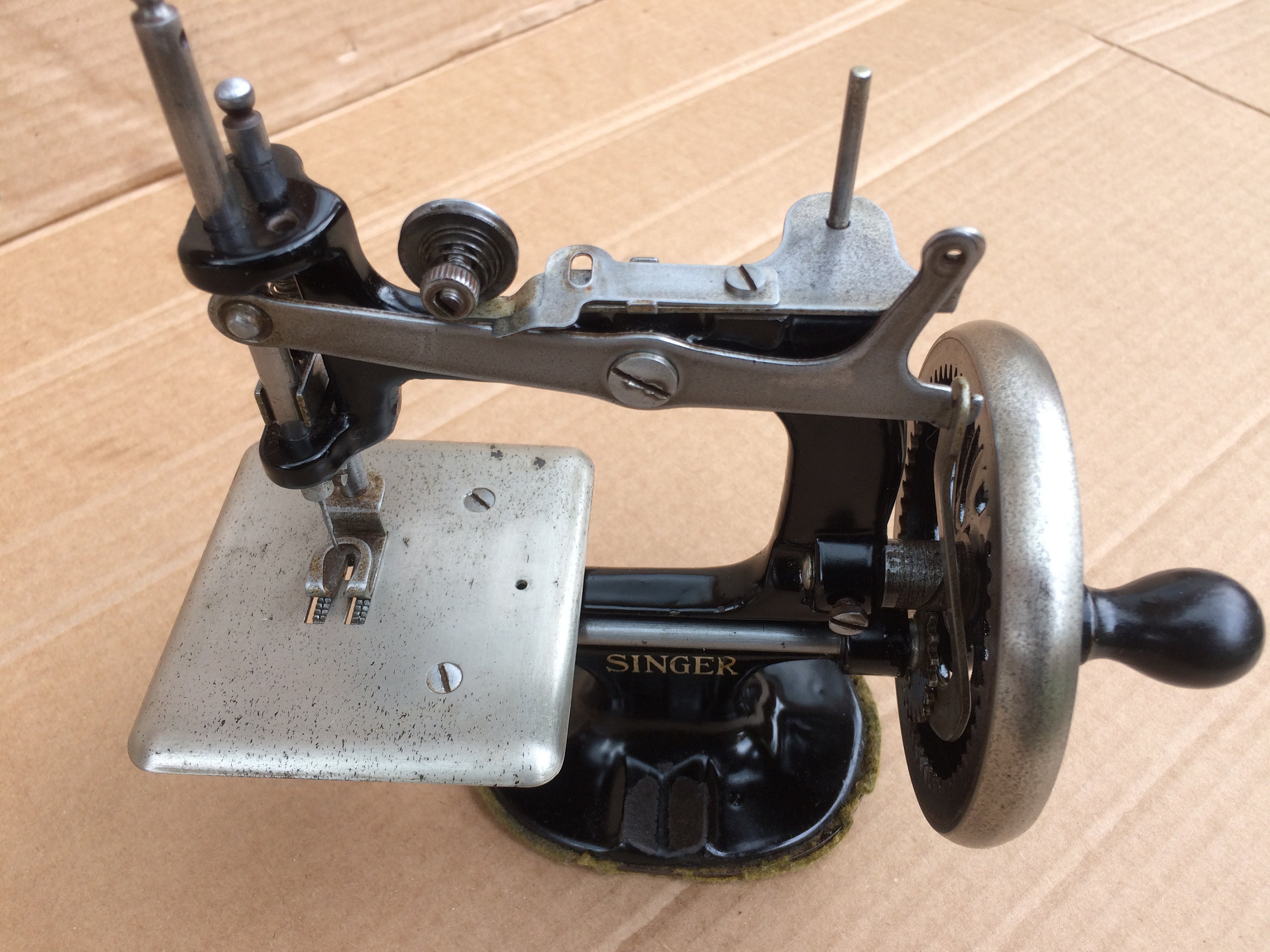 Antique Singer Model 20 Miniature/child Sewing Machine - Etsy