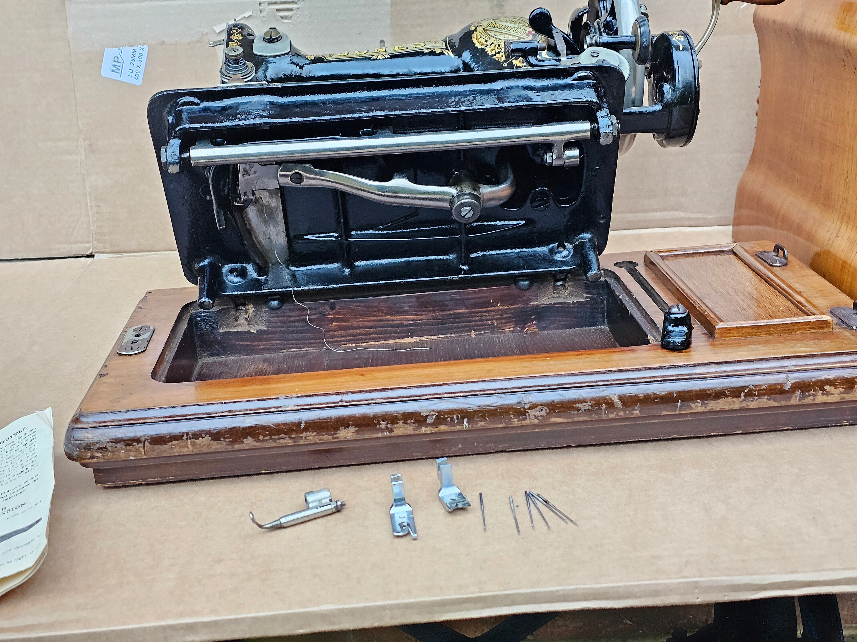 Jones C.S Family Hand Crank Vintage Sewing Machine With - Etsy