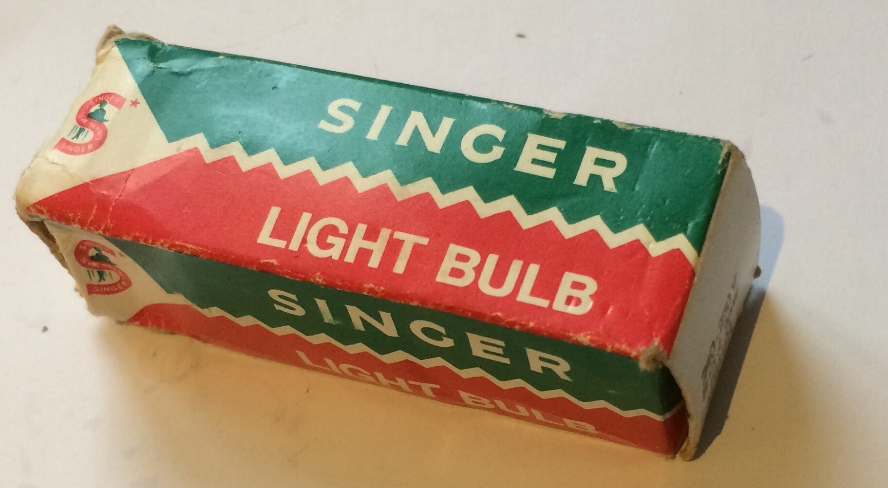 Vintage Singer Sewing Machine Light Bulb - Etsy