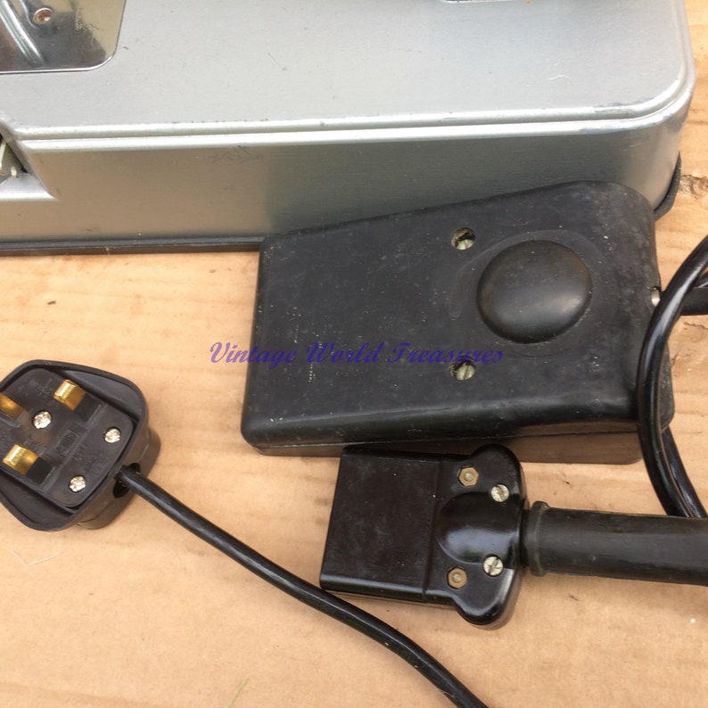 Vintage Essex Miniature/toy Chain Stitch Electric and Hand Crank Sewing ...