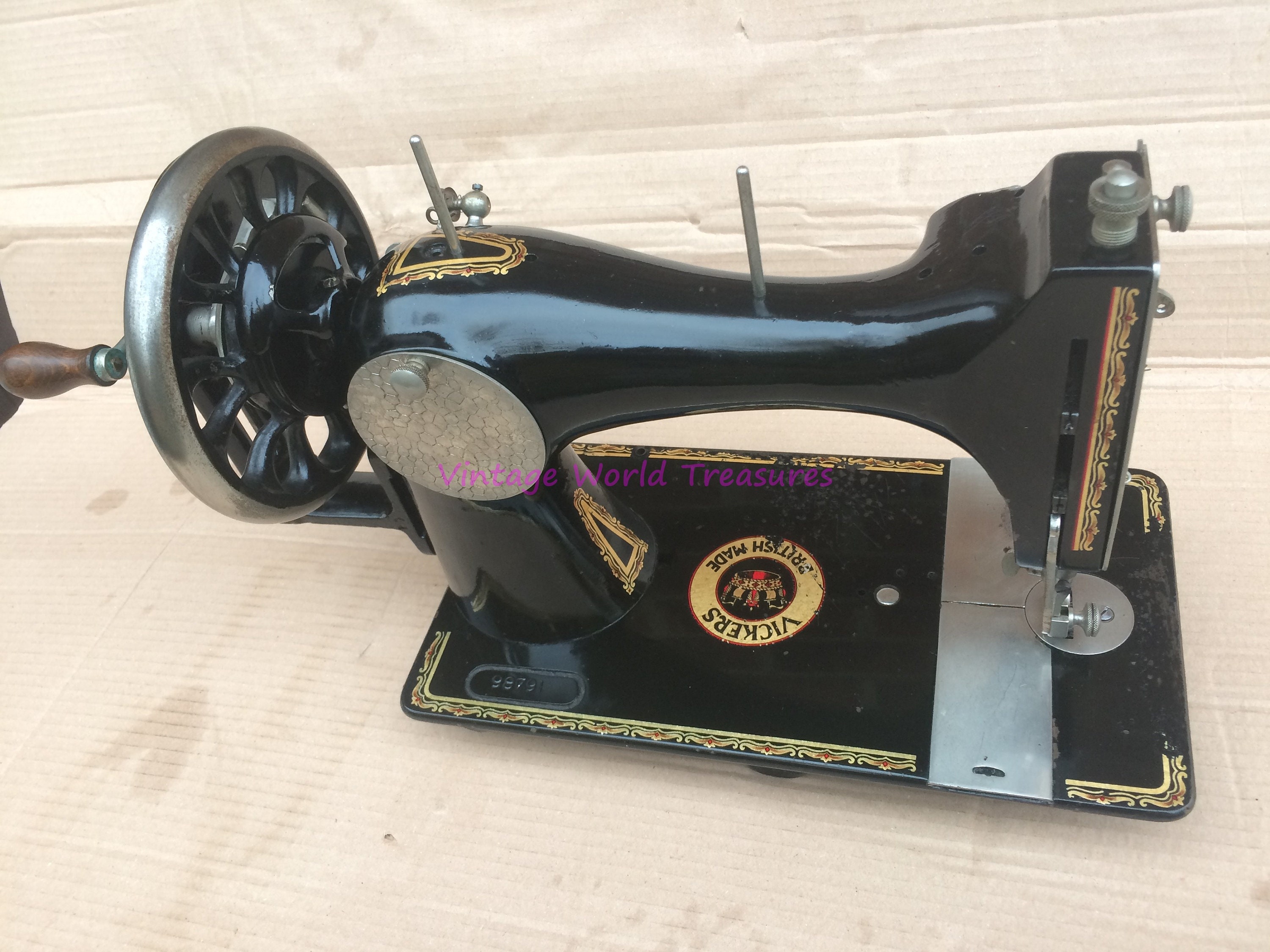 Vickers Hand-crank Vintage Sewing Machine - Etsy