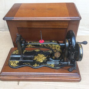 Antique Singer 12K Fiddle Base Sewing Machine With Large Roses Decals ...