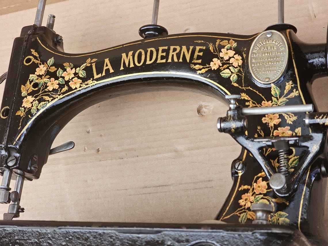 LA MODERNE Hurtu Veritable Antique Lockstich Sewing Machine Paris Head ...