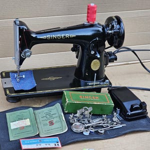 Singer 201K Electric Sewing Machine With Accessories and Instruction ...