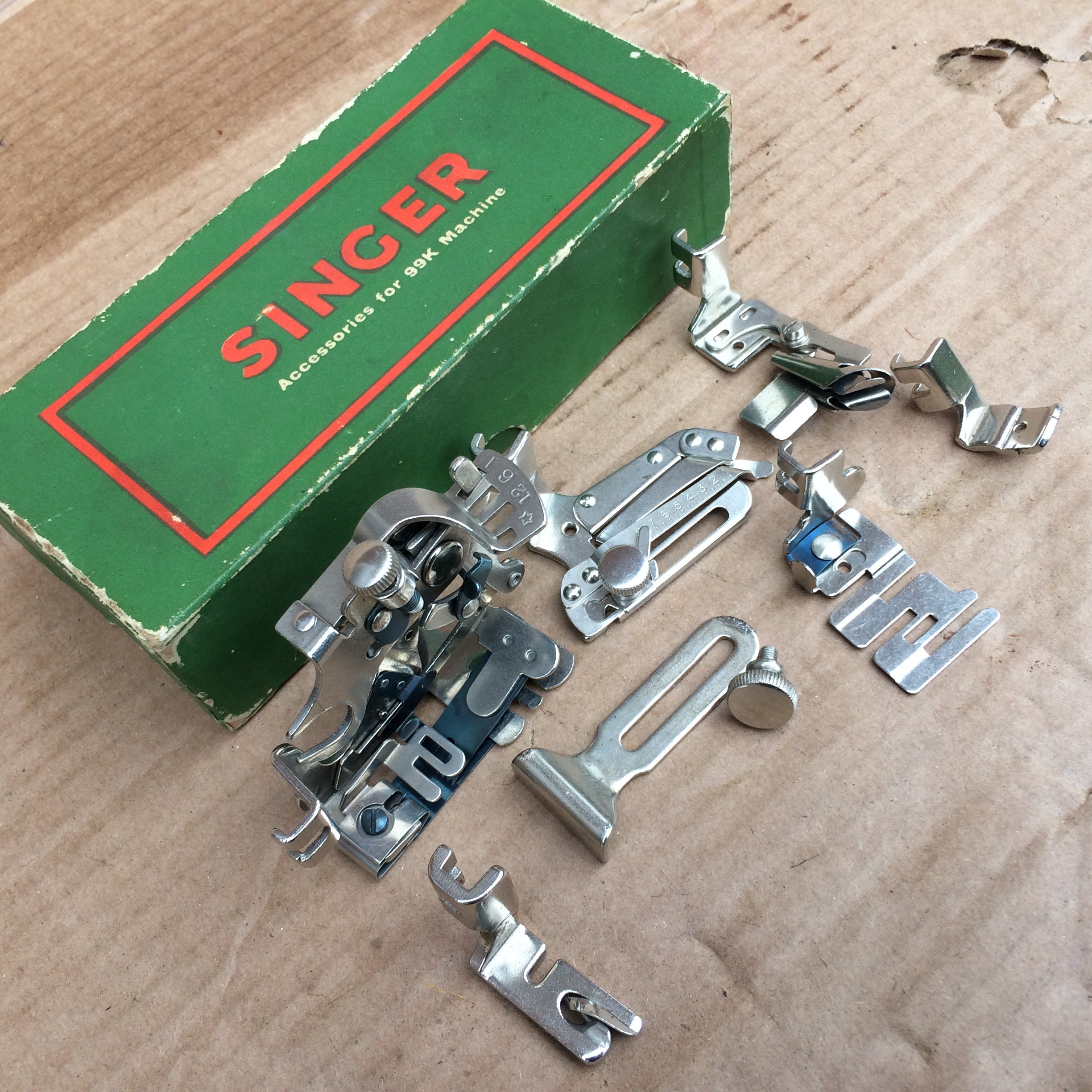 Singer 15, 28, 27, 66, 99, 127, 128, 201, 221, 222 Etc Low Shank Sewing ...