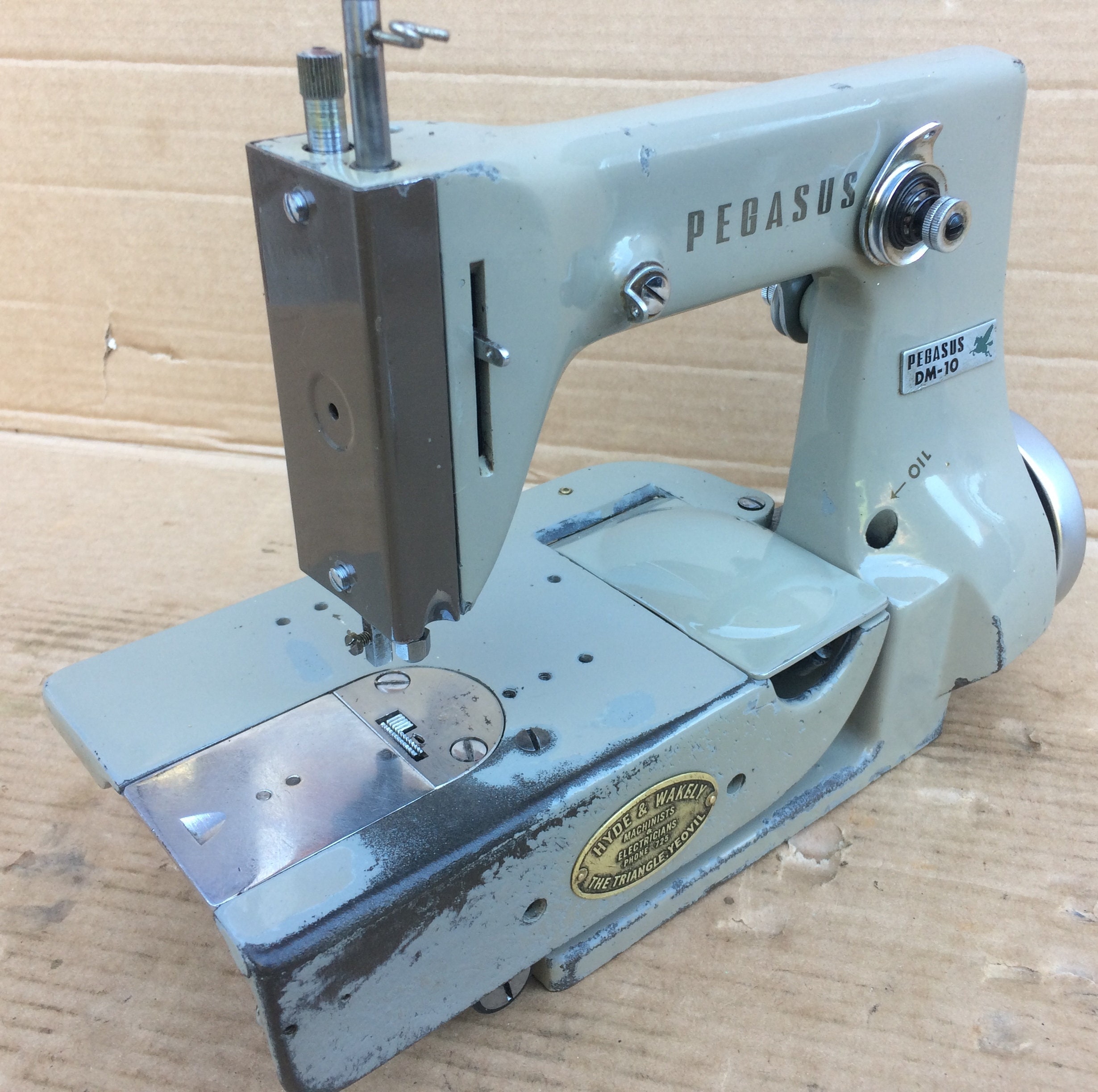Pegasus DM-10 Chainstitch Industrial Sewing Machine - Etsy UK