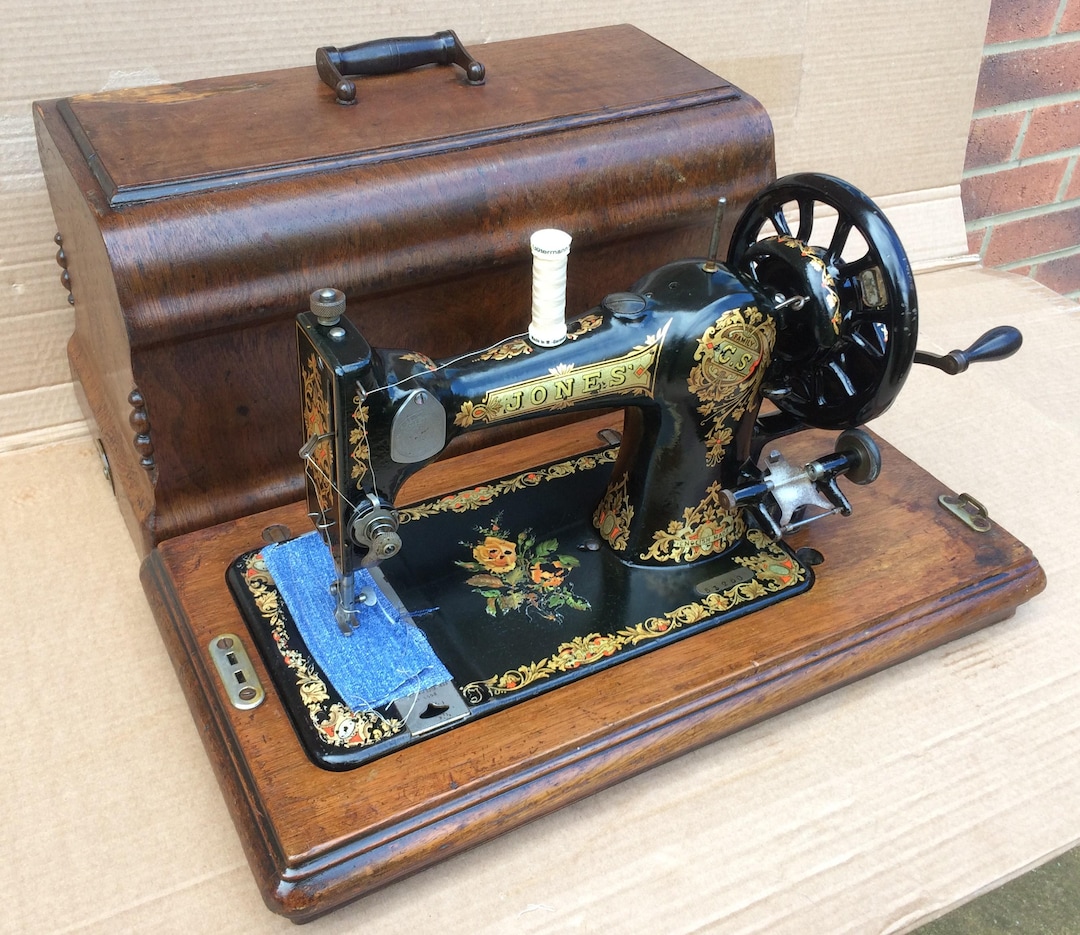 Jones CS Family Vintage Hand Crank Sewing Machine - Etsy