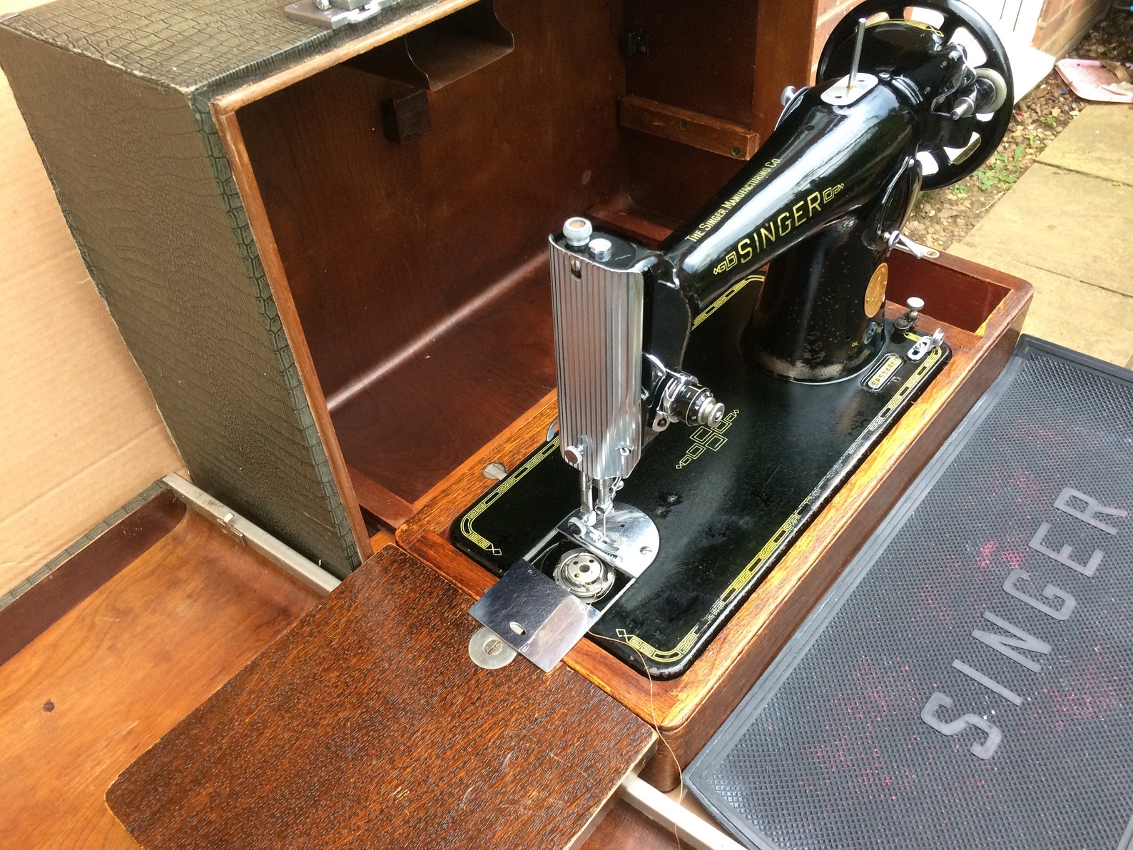 Vintage Singer 201K Sewing Machine With Singer Mat - Etsy
