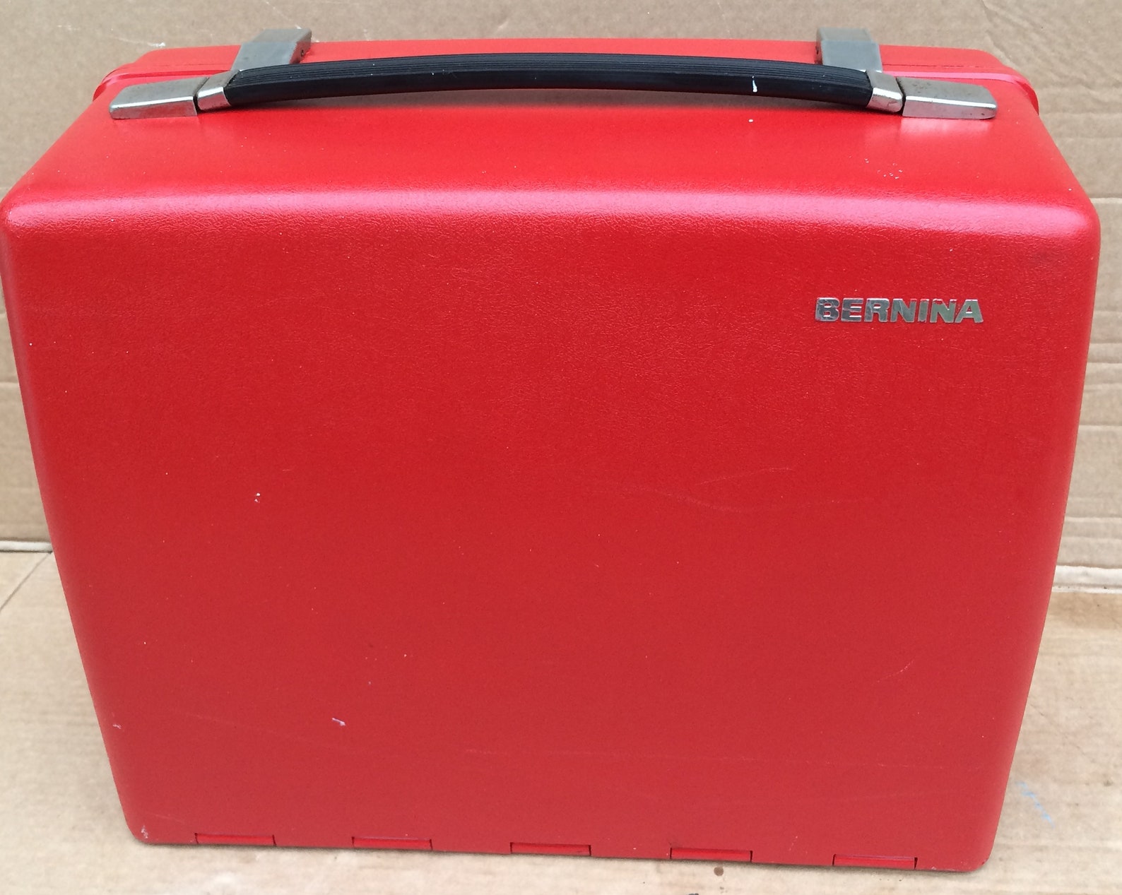 Bernina 807 Minimatic Zig Zag Multi- Decorative Stitch Sewing Machine ...