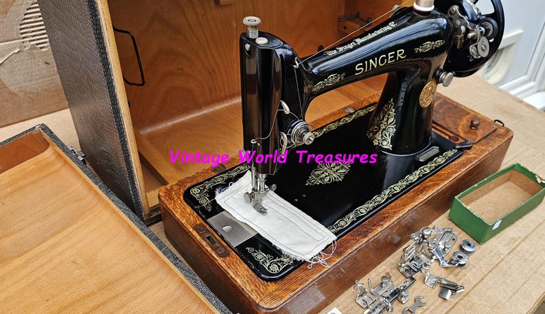 Singer 66K Blackside Hand Crank Sewing Machine With Attachments - Etsy