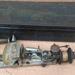 Antique "the Moldacot Pocket" Sewing Machine With Original Tin - Etsy