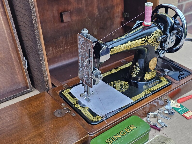 Vintage Singer 28, 28K Hand Crank Sewing Machine With Croc Case and ...