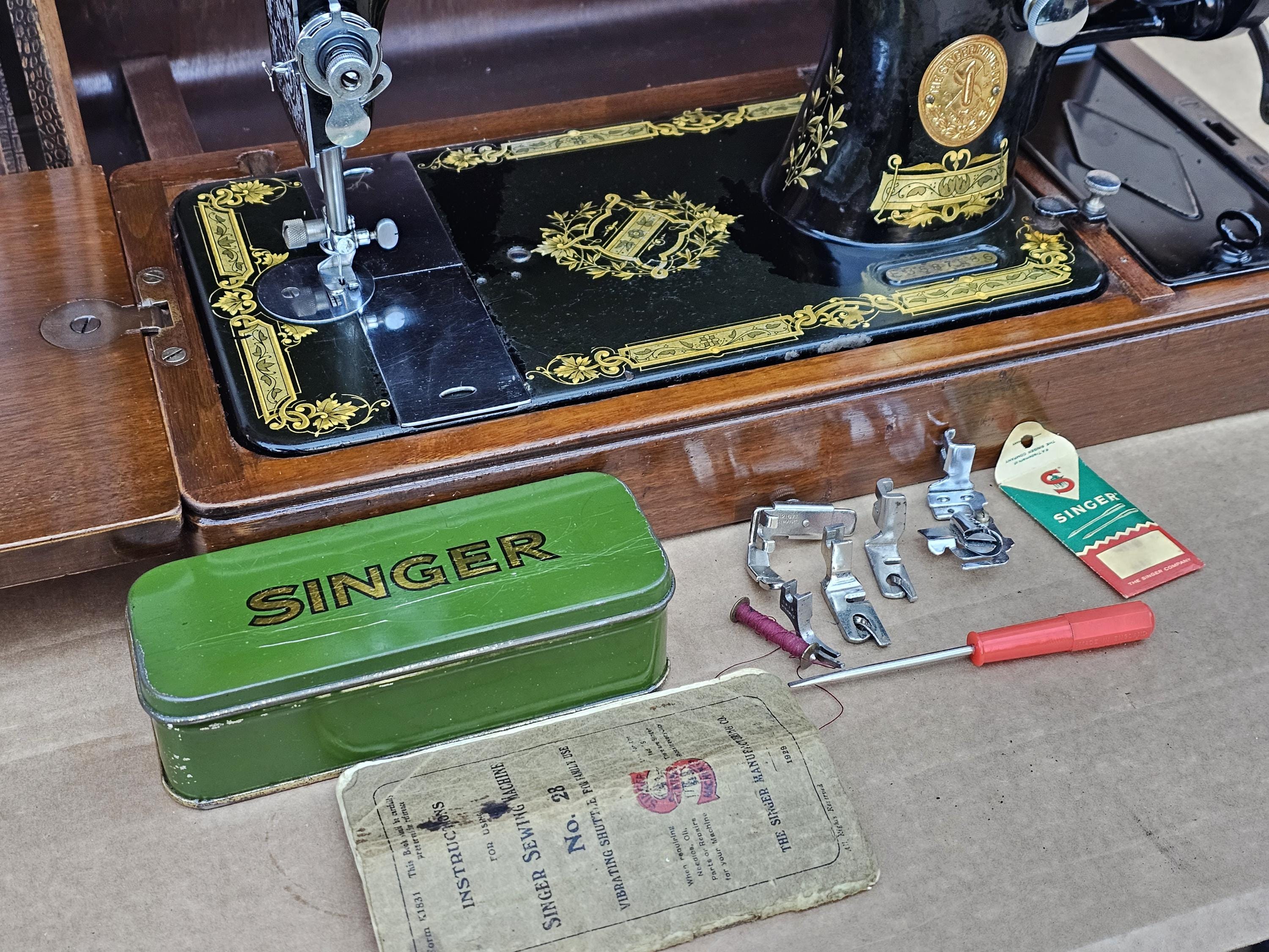 Vintage Singer 28, 28K Hand Crank Sewing Machine With Croc Case and ...