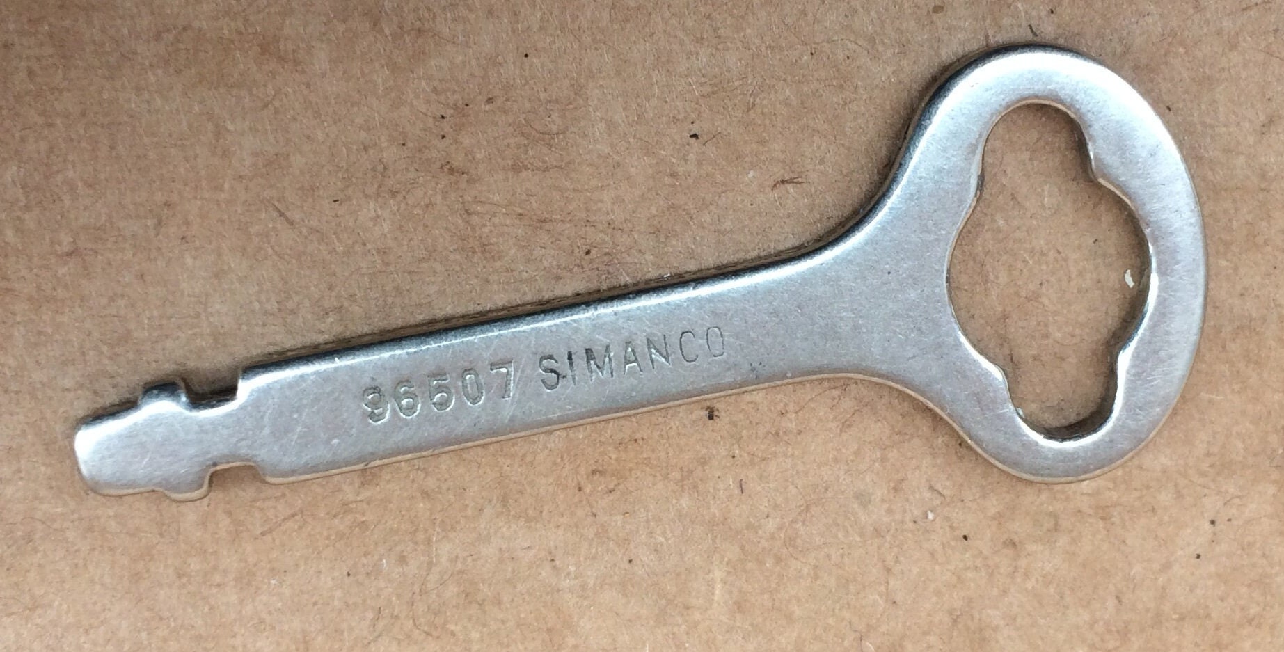 Vintage Singer Simanco 96507 Key for Sewing Machine Wooden Bentwood ...