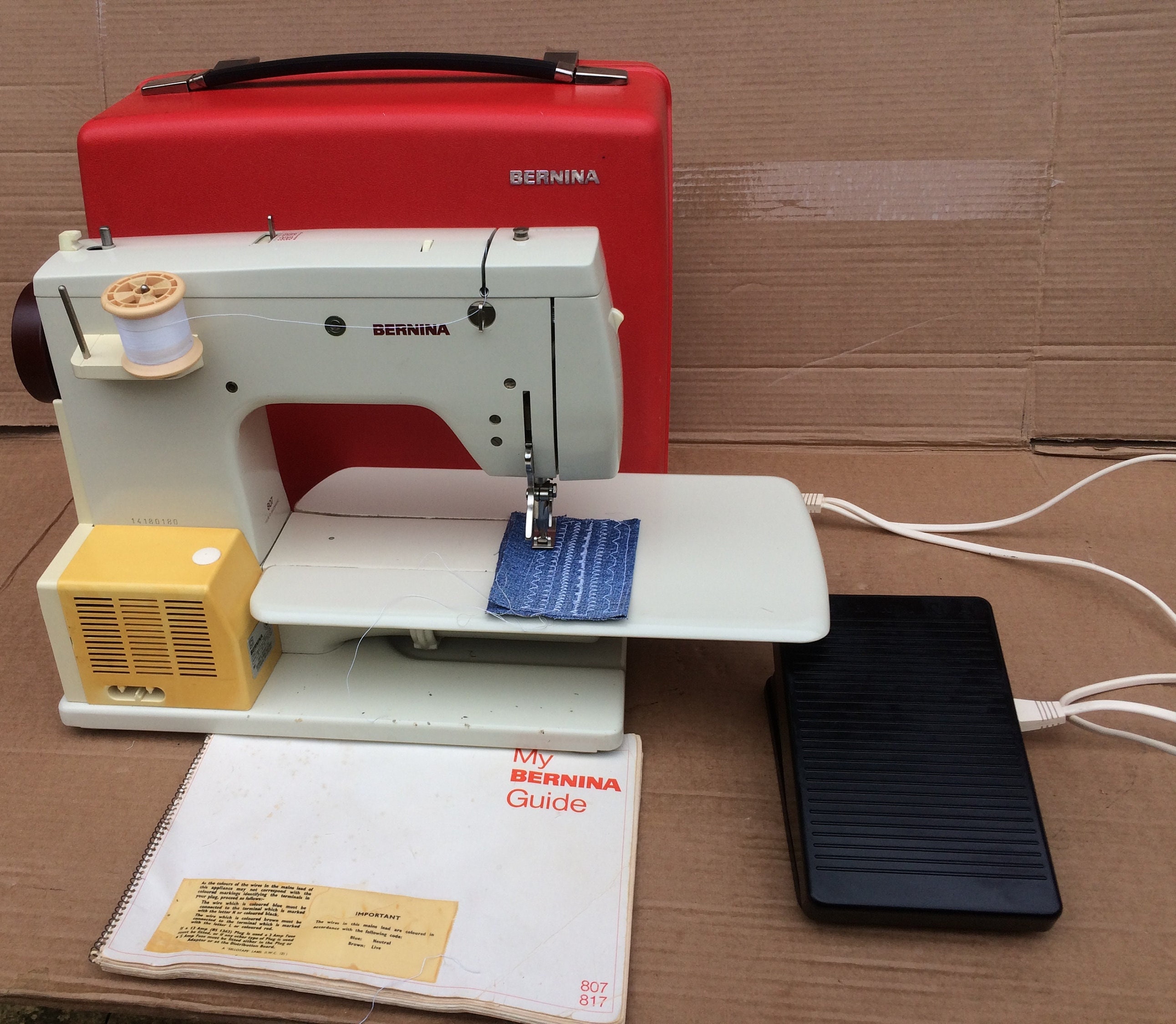 Bernina 807 Minimatic Zig Zag Multi- Decorative Stitch Sewing Machine ...