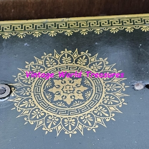 Defiance Lockstitch Antique Sewing Machine With Case and Instruction ...