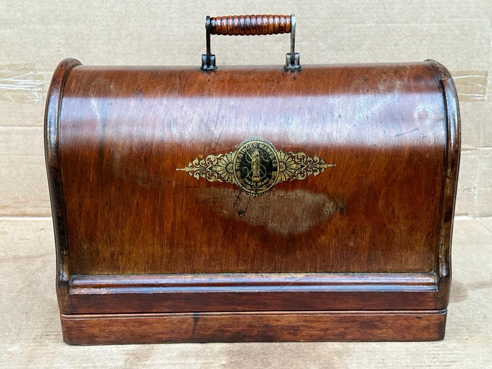 Antique Singer VS3 Hand-crank Sewing Machine: Scrolls and Roses Decor ...