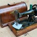 Antique Singer VS3 Hand-crank Sewing Machine: Scrolls and Roses Decor ...
