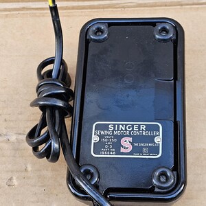 Featherweight Bakelite Singer Sewing Machine Motor Foot Controller ...