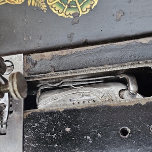 Singer 48K Sewing Machine With Ottoman Carnation Decals - Etsy