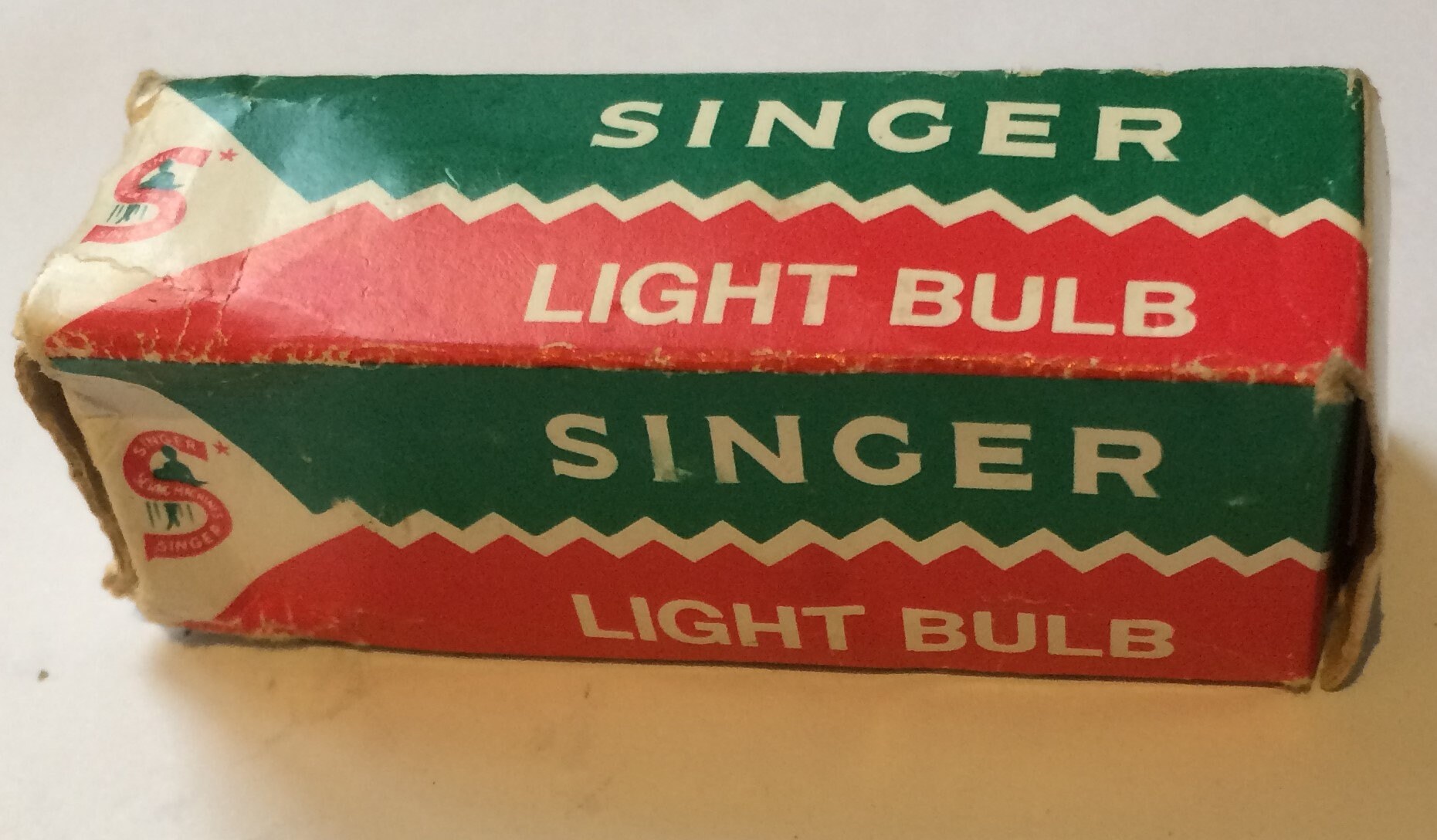 Vintage Singer Sewing Machine Light Bulb - Etsy