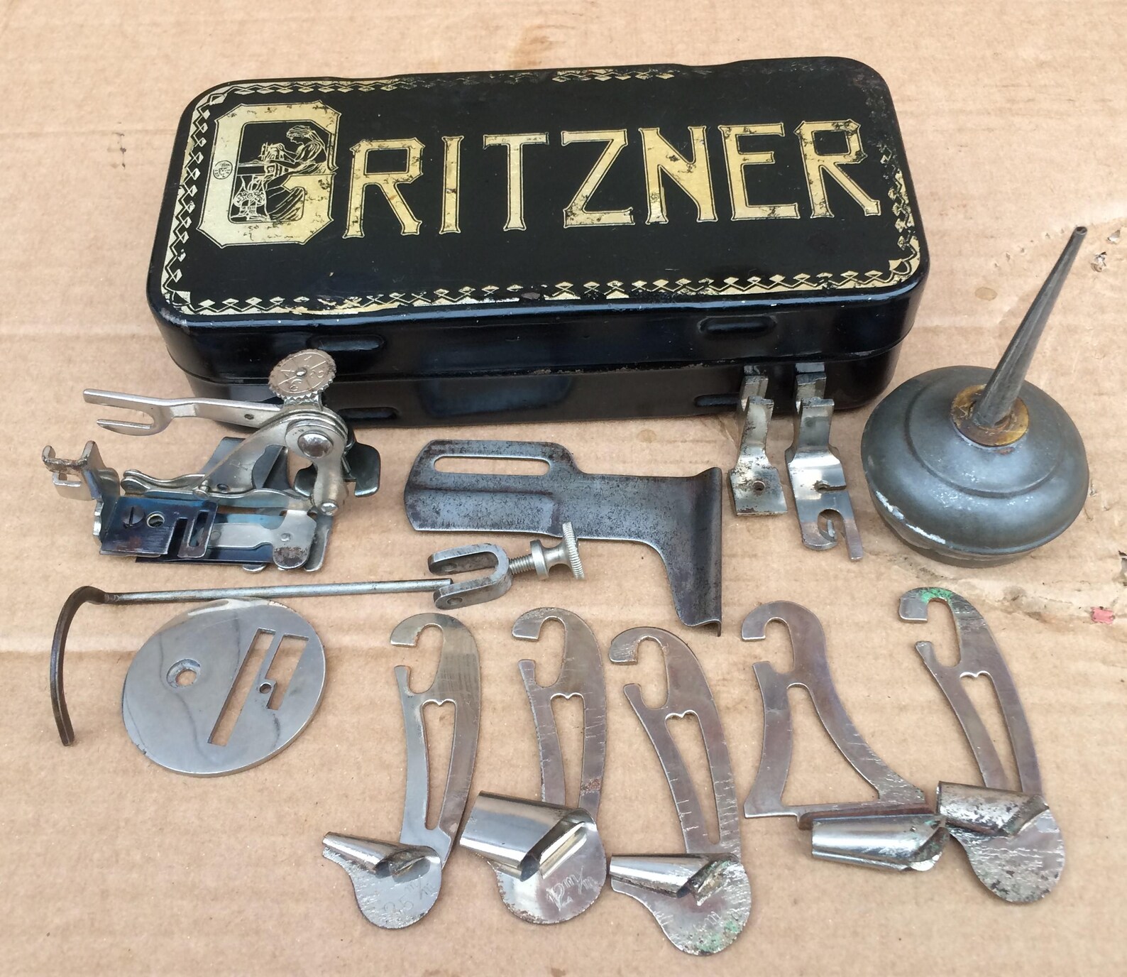Singer 206, 306, 319 Sewing Machine Accessories With Red Vinyl Case - Etsy