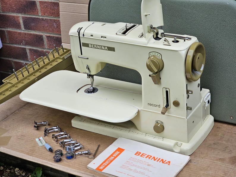 Bernina 730 Record Zig Zag Electric Free-arm Sewing Machine With ...