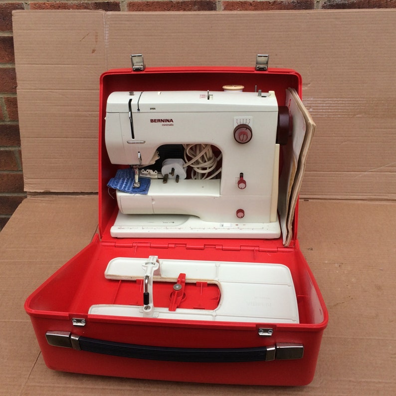 Bernina 807 Minimatic Zig Zag Multi- Decorative Stitch Sewing Machine ...