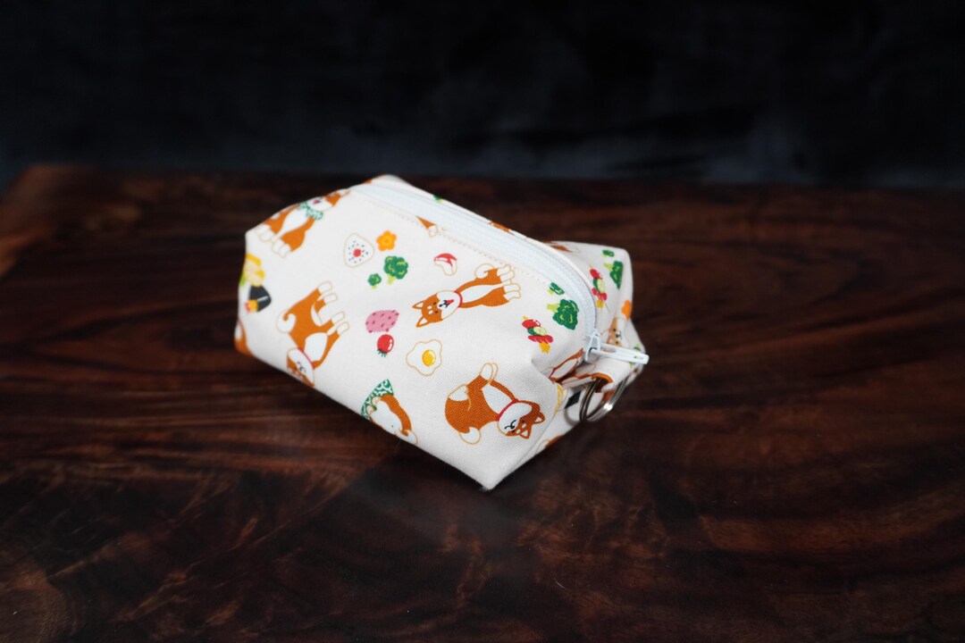 Shiba Inu Dog & Bento - Soft Small Boxy Clip-on Pouch / Coin Purse ...