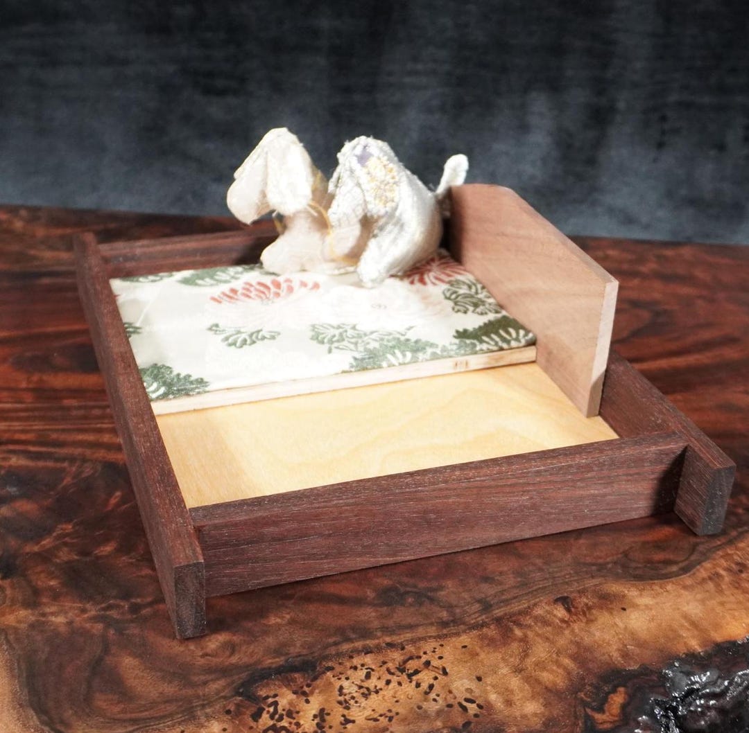 Black Walnut Box With 2 Kimono Obi Dogs on Removable Kimono Obi ...