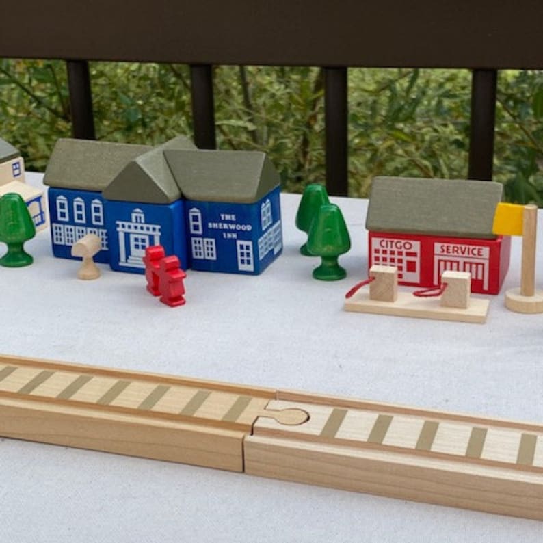 TC Timber Wooden Maple Train Set Farm Home & Happy Village - Etsy Italia
