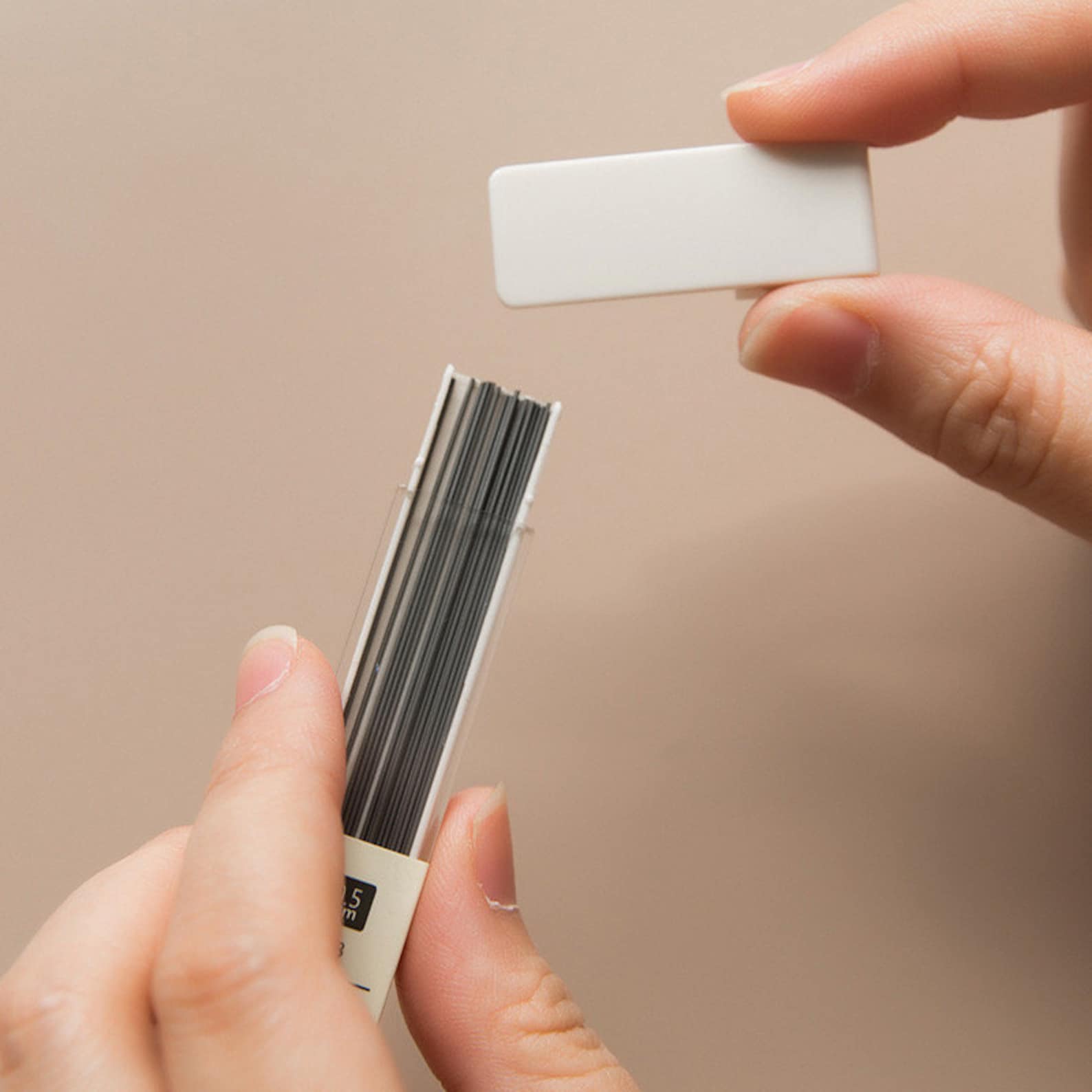 0.5mm Mechanical Pencil Refill One Pack 20 Minimalist Pencil Refill ...