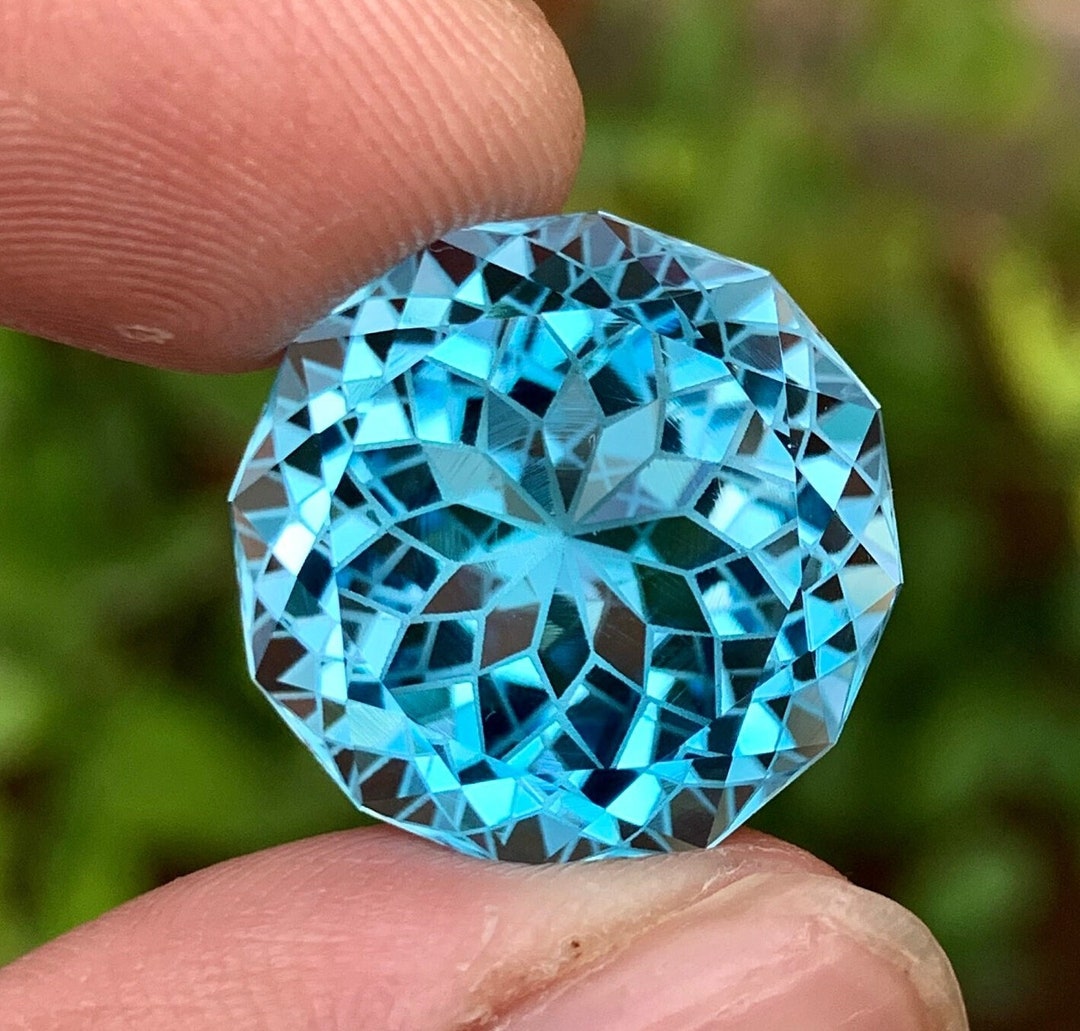 Precision Flower Cut Swiss Blue Topaz Pacific Blue Topaz Necklace ...