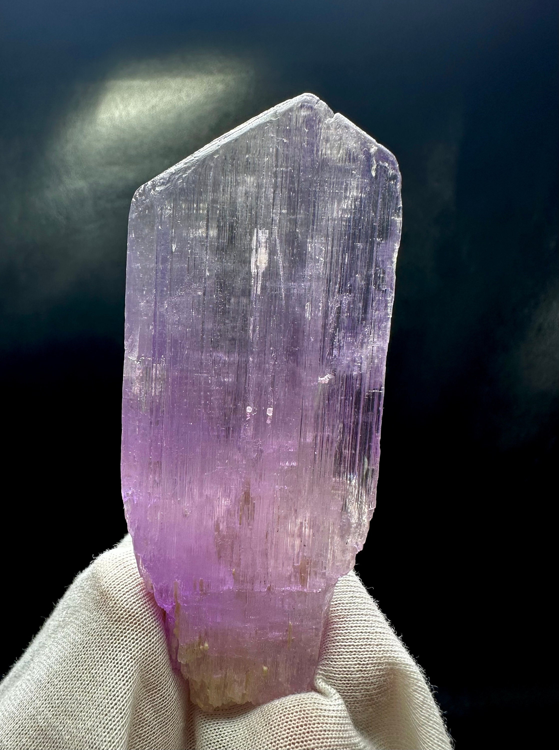 V Shape Kunzite Crystal , Purple Kunzite , Terminated Kunzite ...