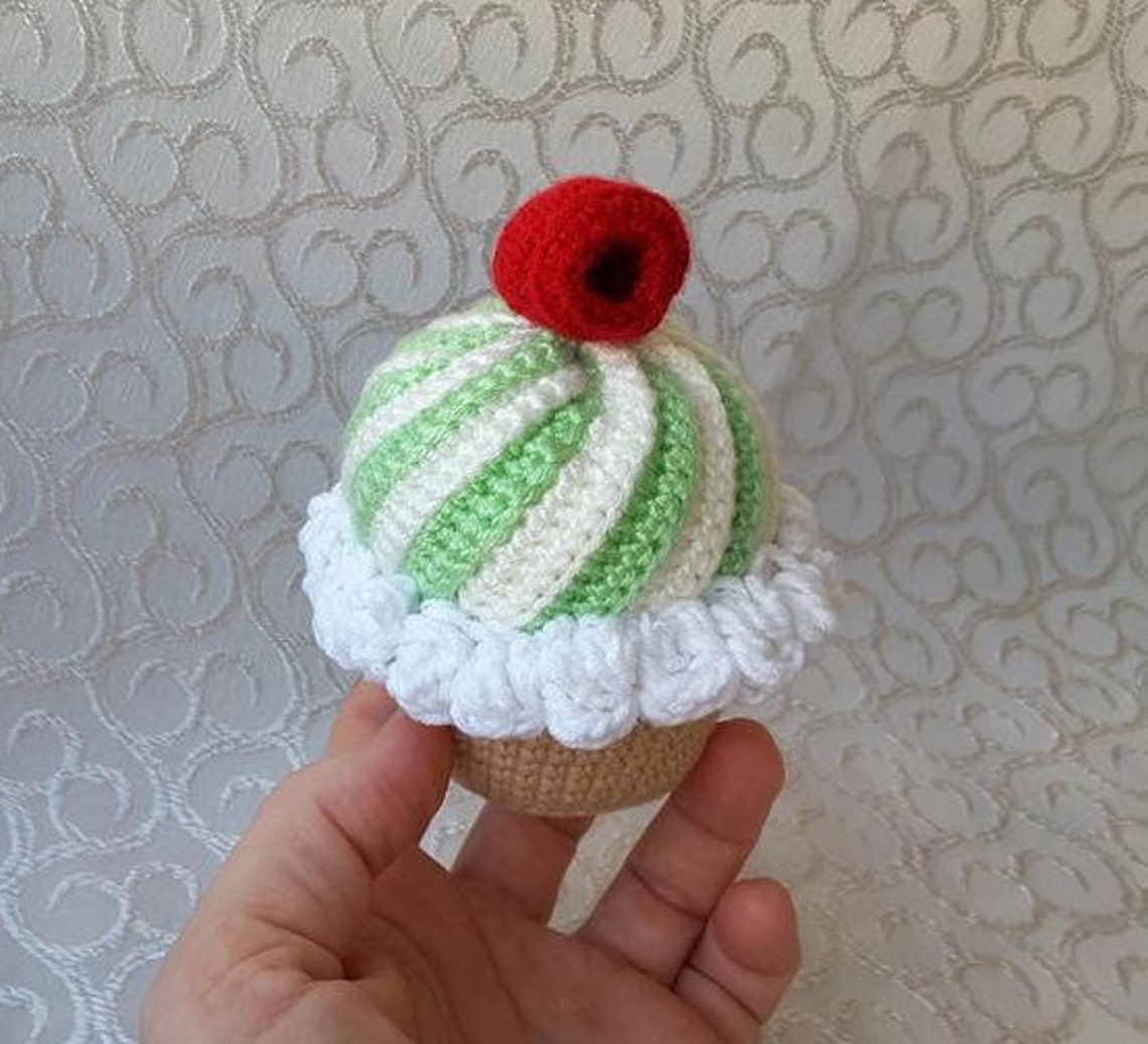 A Raspberry Cupcake and an Apple Pattern Amigurumi Food Toy - Etsy