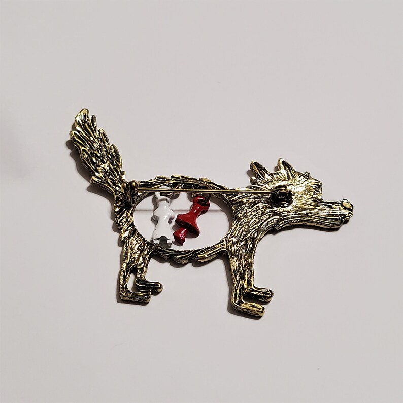 Wolf Pin - Etsy