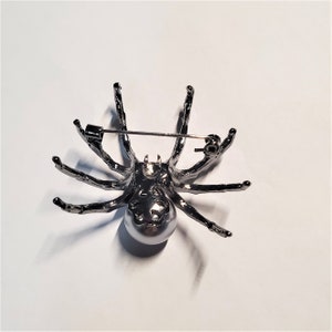 Spider Brooch - Etsy