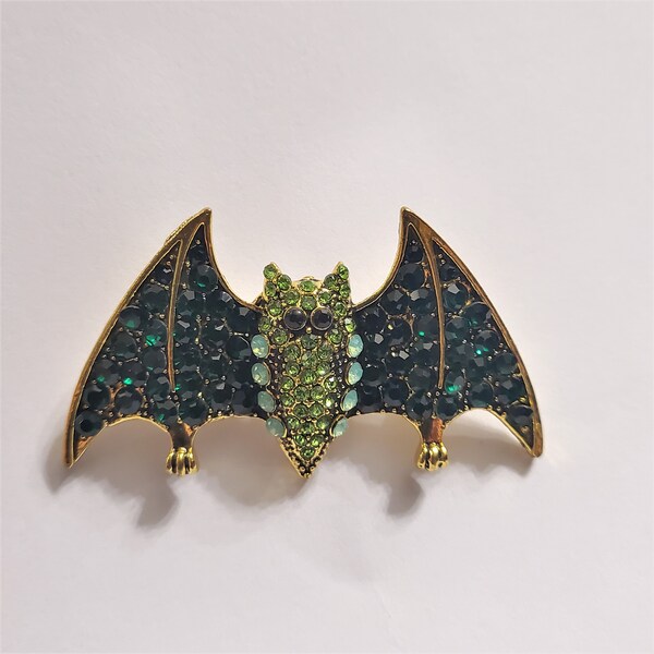 Bat Brooch - Etsy