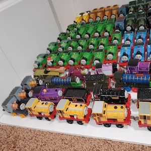 Thomas the Tank Engine Take-along Diecast Train Characters and Tenders ...