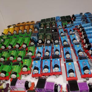 Thomas the Tank Engine Take-along Diecast Train Characters and Tenders ...